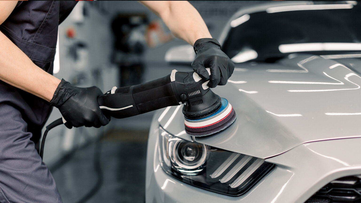 Signature multi-stage polishing - Island Flow Detailing